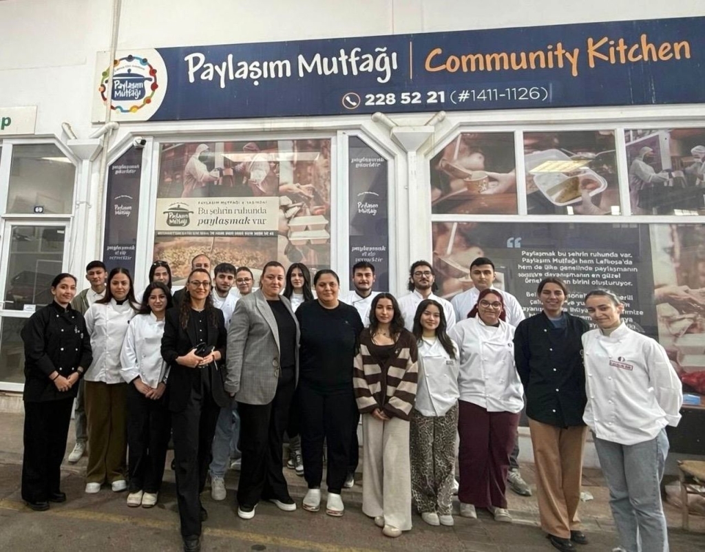 Yakın Doğu Üniversitesi Öğrencileri Gollifa Geleneğini Lefkoşa’da ...